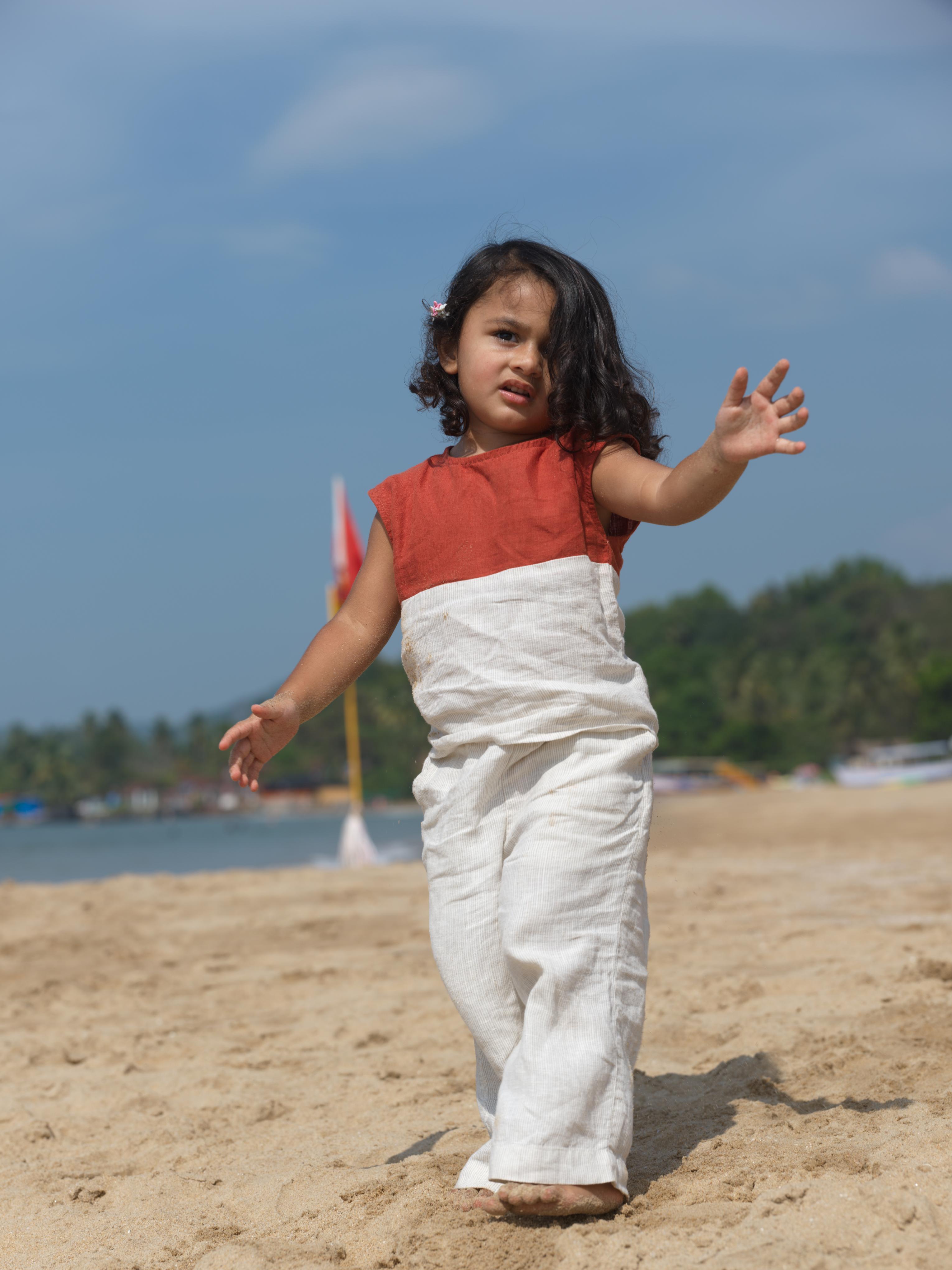 Girls Round Shoulder Co-Ord Set Chestnut / Fade Fine Stripe – Chi Linen